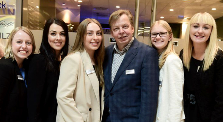 Warum einem Reisebüro das Jammern gegen den Strich geht | Marketing ...